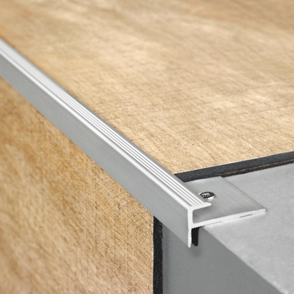 Venta de perfiles y accesorios para instalación Quick-Step Madrid